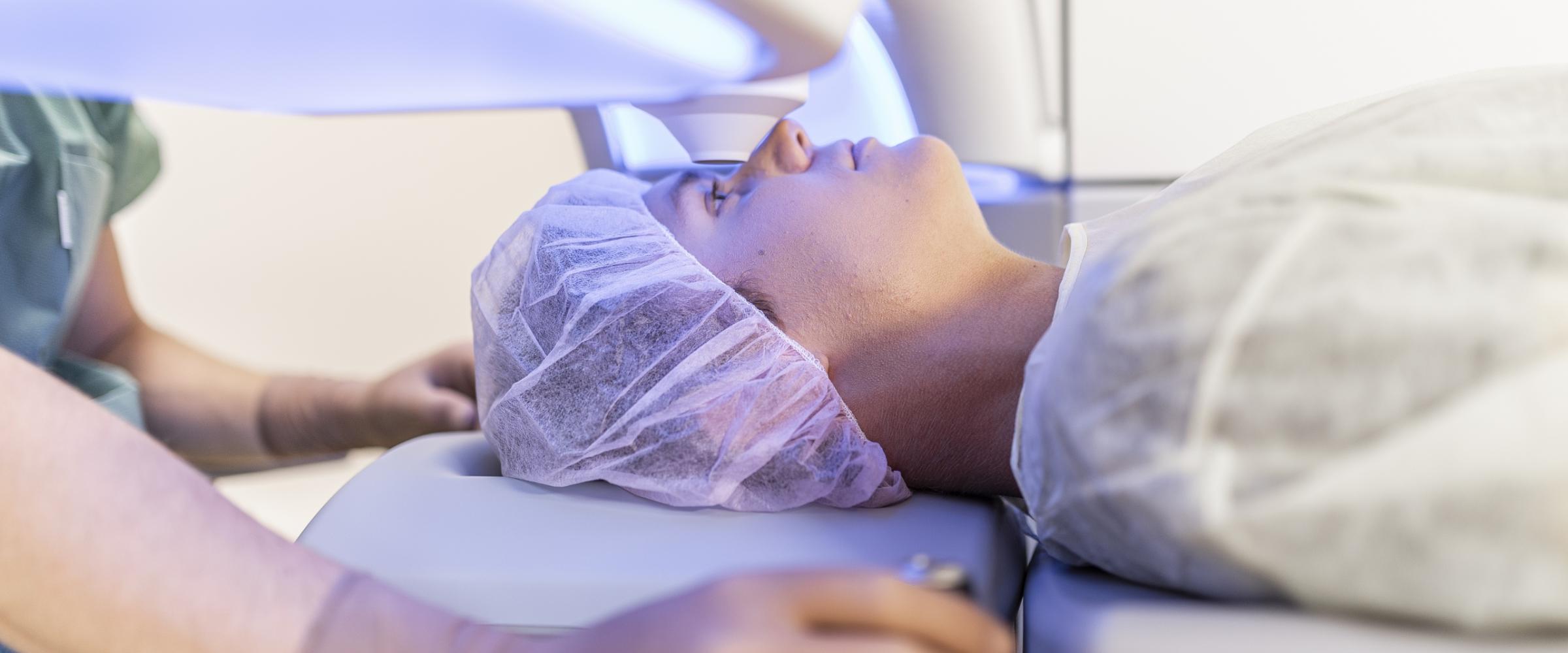 Frequently asked questions about laser vision correction - MANA REDZE